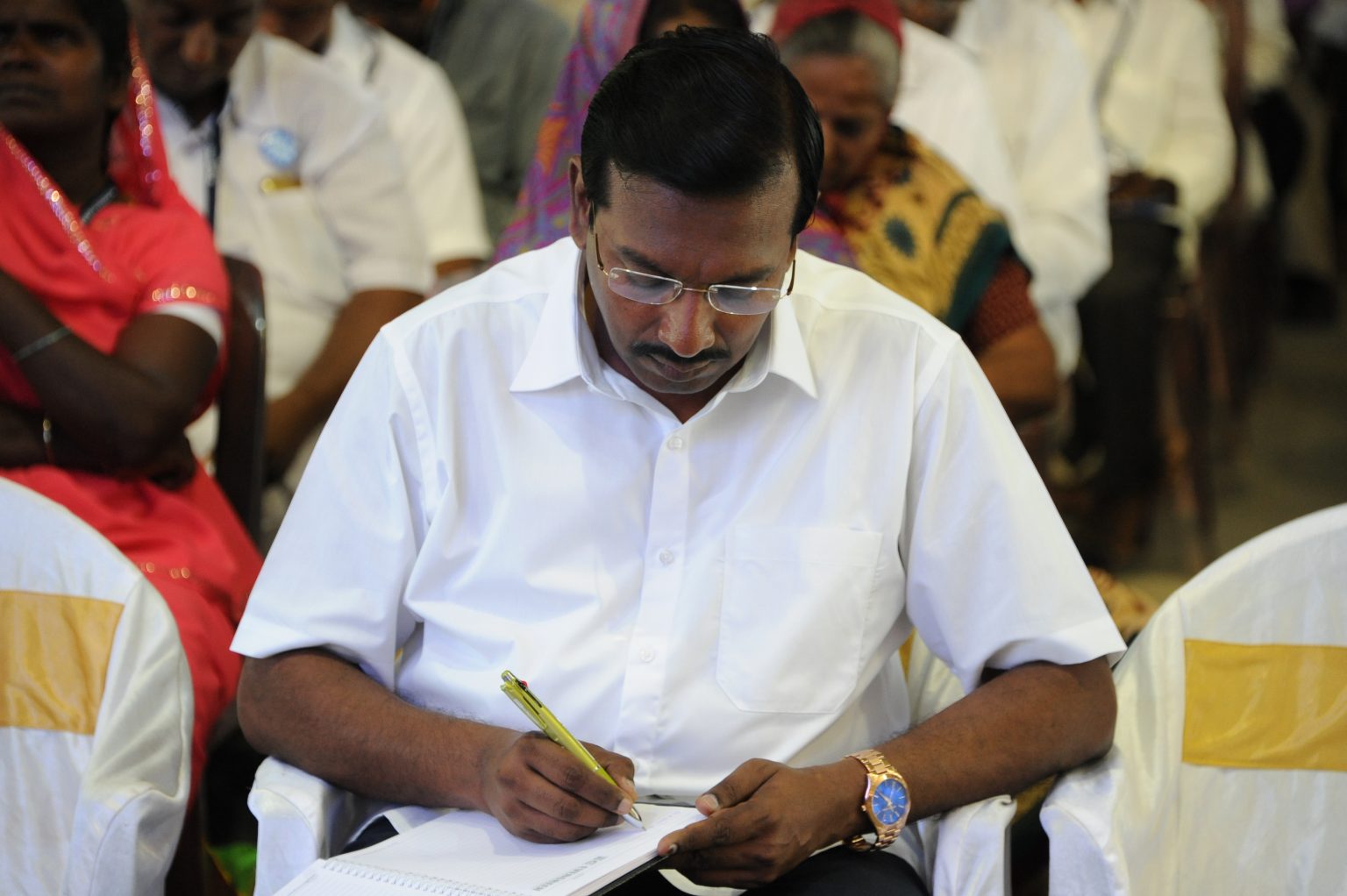 Magazine - Jesus Redeems